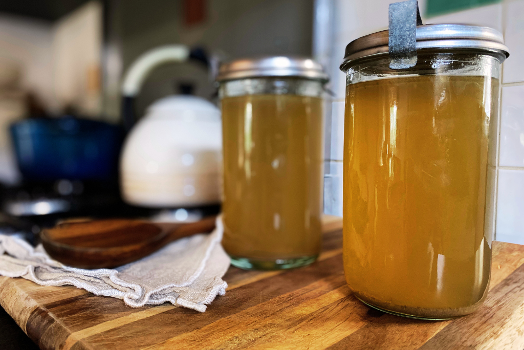 How to Make Chicken Bone Broth: Two Methods - Litany of the Home
